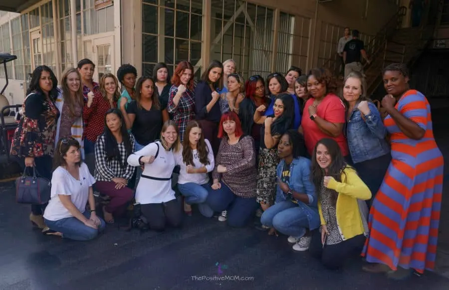 Set Visit Of The Rookie Behind The Scenes With The Cast